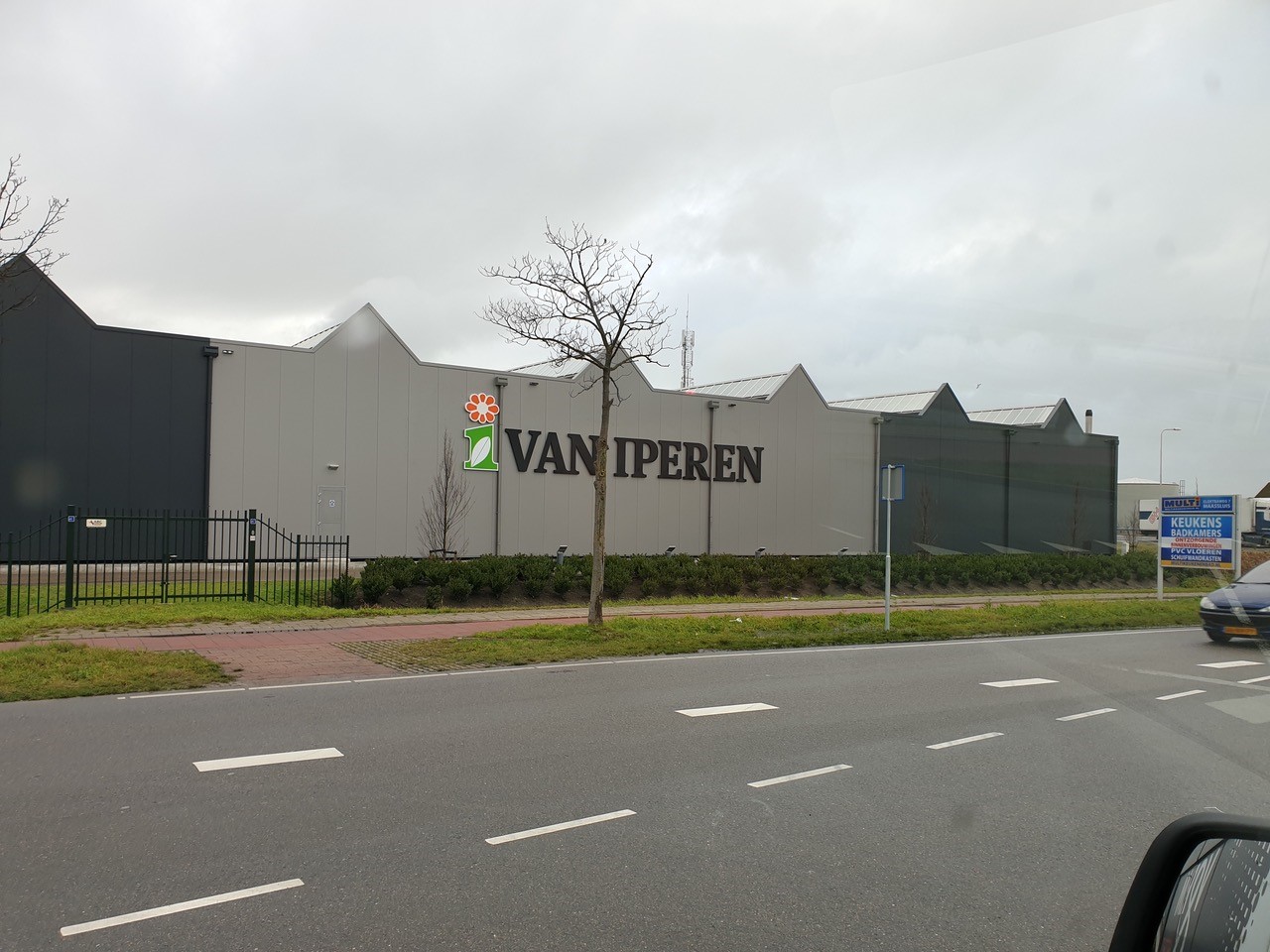 Vestigingen | Van Iperen